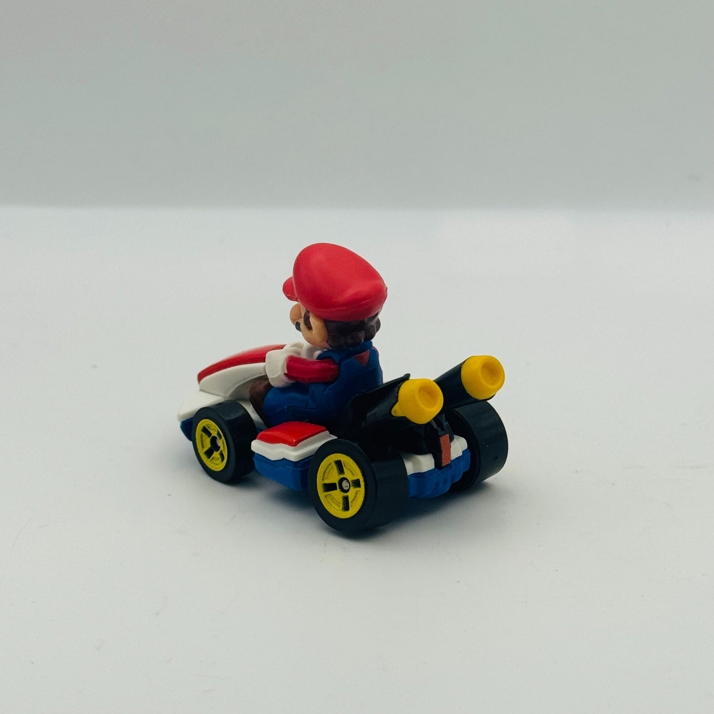 Hot Wheels - SUPER MARIO STANDARD KART Mariokart - 1:64 Scale Diecast ...