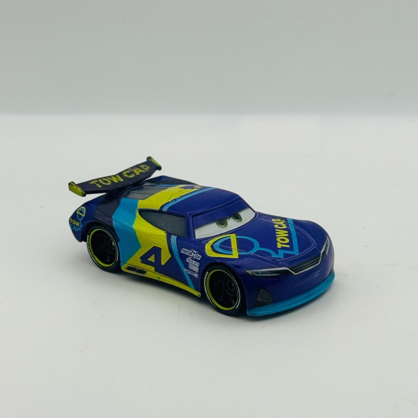 Disney Pixar Cars - JD. MCPILLAR TOW CAP Next Gen *Vietnam* - 1:55 Die ...