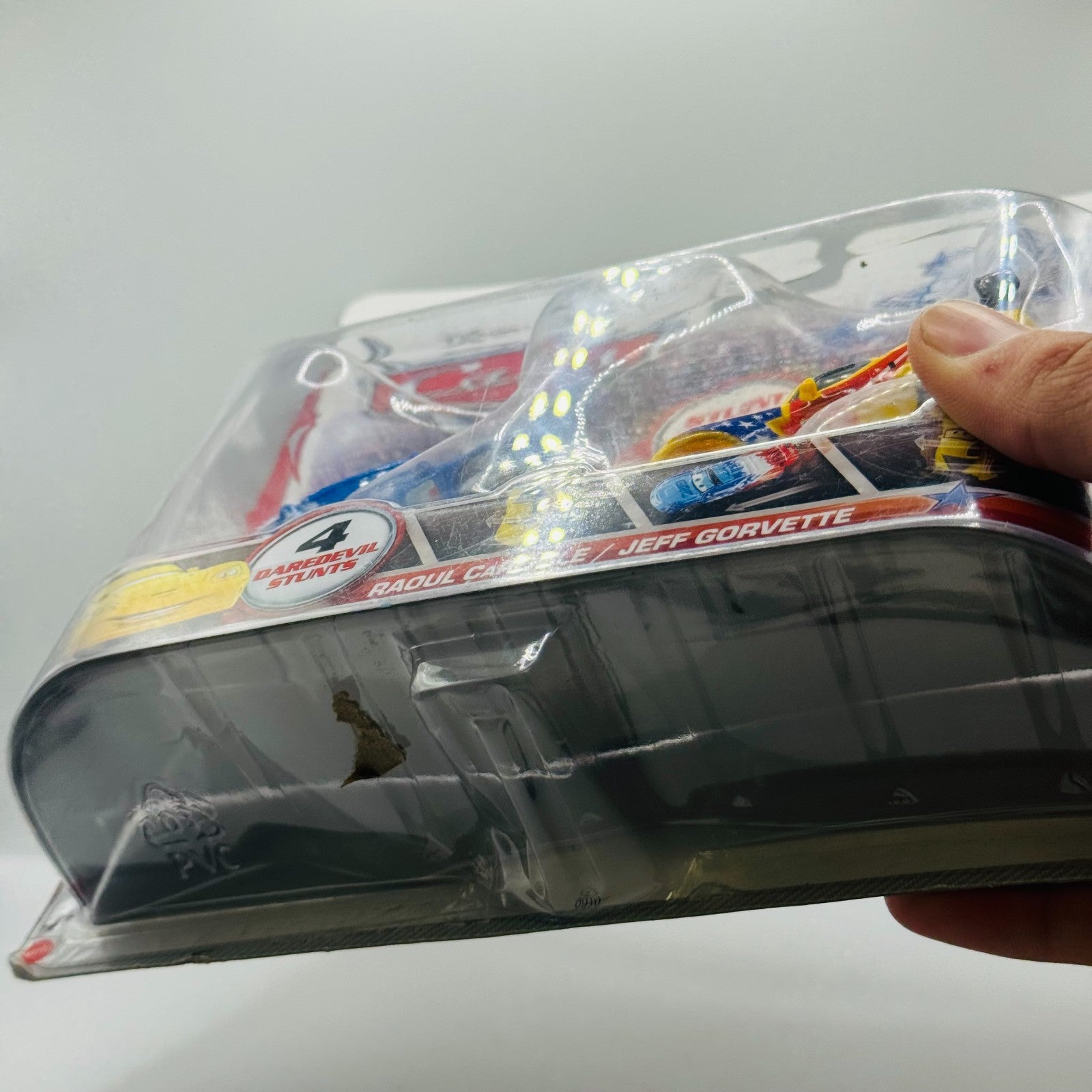 Disney Pixar Cars - STUNT RACERS RAOUL CAROULE & JEFF GORVETTE - 1:55 ...